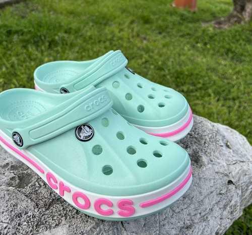 Crocs женские