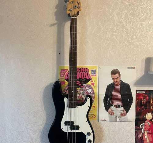 Бас-гитара Squier Precision Bass