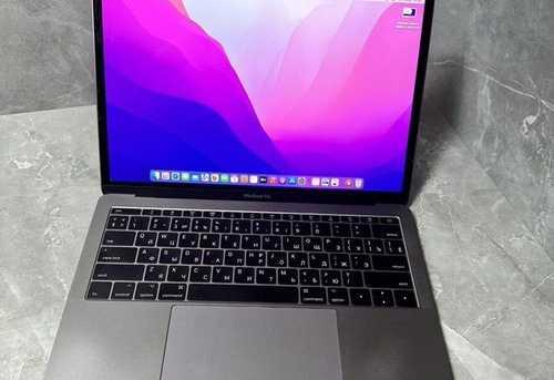 MacBook Pro 13 2017 i7/16/256
