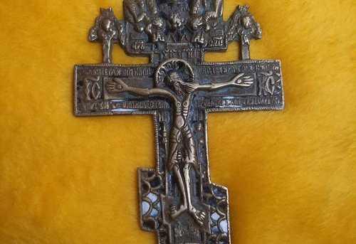 Крест 19 века с херувимами и эмалями. Рисунок