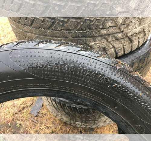 Kumho I'Zen RV Asymmetric 225/55 R18