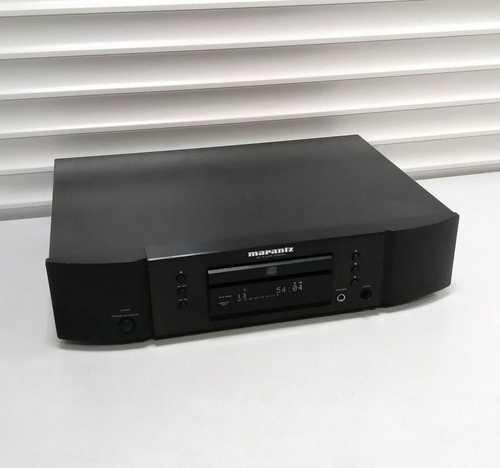 CD проигрыватель Marantz CD5003