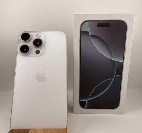 iPhone xr в корпусе 15 pro 256гб