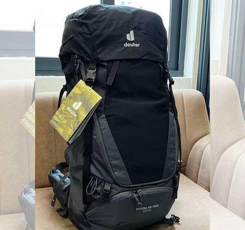 Рюкзак Deuter Futura Air Trek 60+10 чёрный