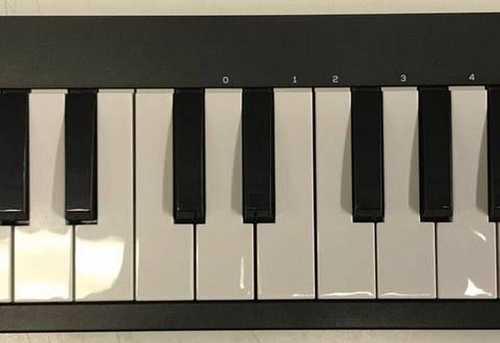 Alesis qmini midi-клавиатура