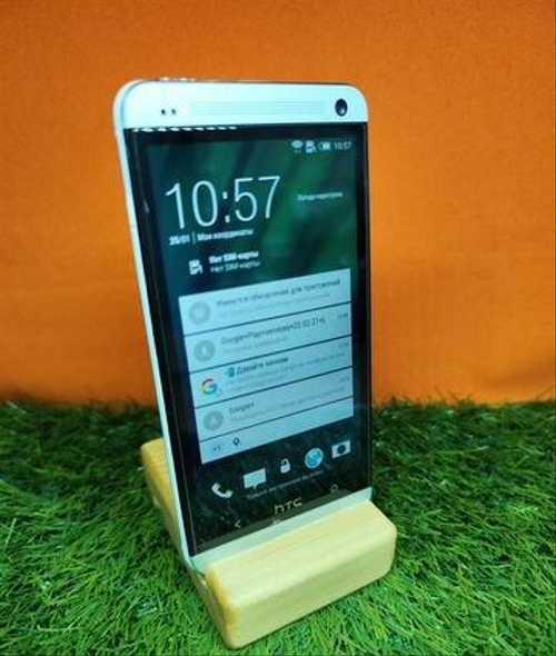 Смартфон HTC One 32GB