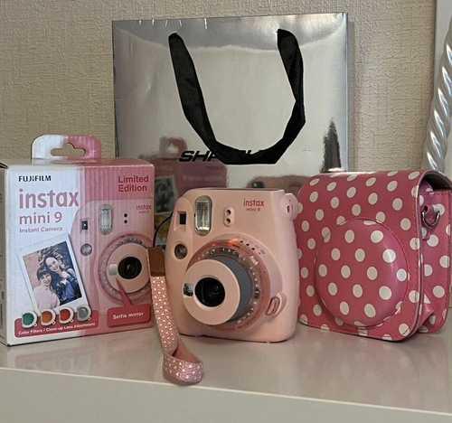 Фотоаппарат Fujifilm Instax Mini 9 Pink