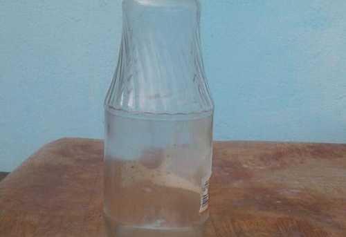 Бутылка стеклянная на 1 литр