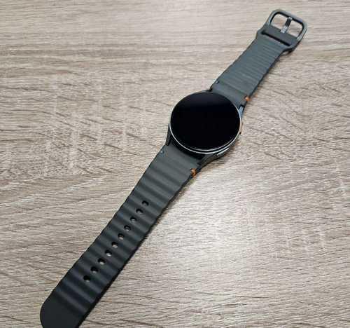 Часы samsung galaxy watch 7 40мм