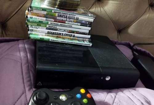 Xbox 360 e 30 игр