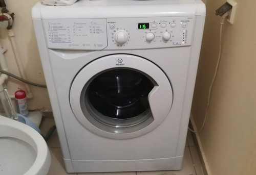 Стиральная машина indesit