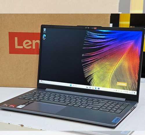 Новый Lenovo 15.6''FullHD Ryzen 5 7520u 8Gb SSD 51