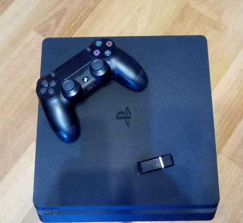 Sony PS4+80игр