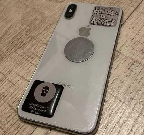 iPhone X, 64 ГБ