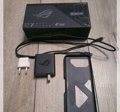 Asus ROG Phone 7, 16/512 ГБ