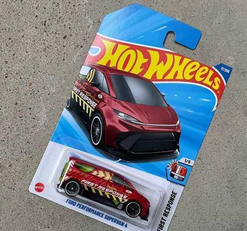 Hot wheels ford performance superman 4 TH