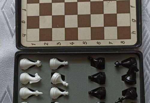 Шахматы мини СССР дорожные магнитные