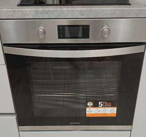 Духовой шкаф indesit