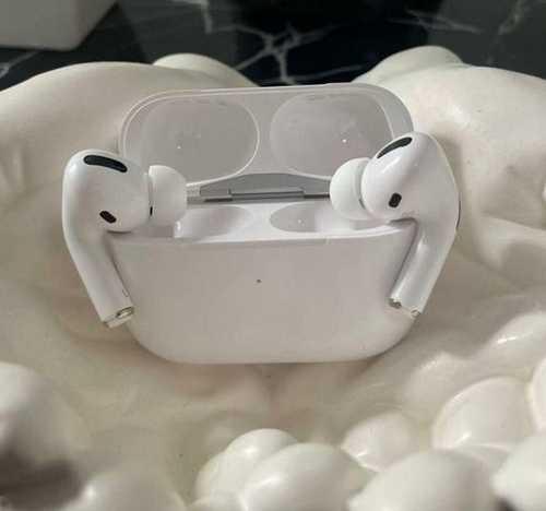 Наушники Airpods pro