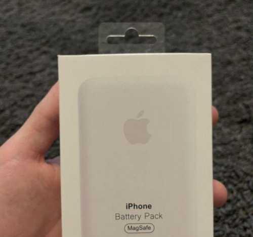 Портативный аккумулятор Apple MagSafe Pack