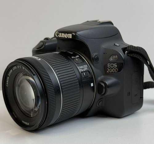 Фотоаппарат Canon 200D   обьектив