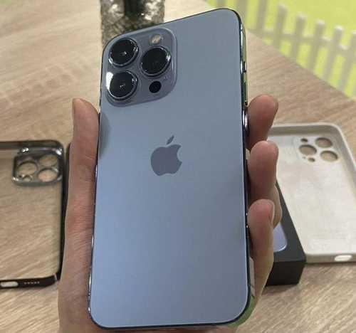 iPhone 13 Pro, 256 ГБ