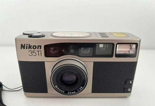 Плёночный фотоаппарат Nikon 35 Ti
