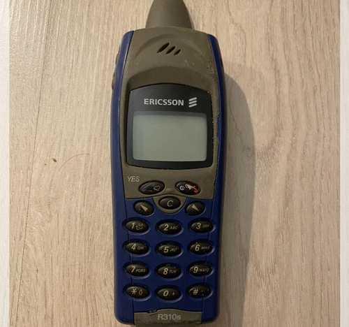 Телефон Ericsson R310s Sweden