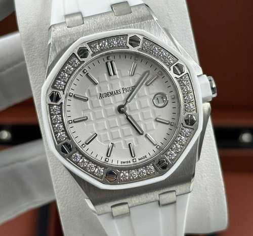 Часы женские Audemars Piguet white