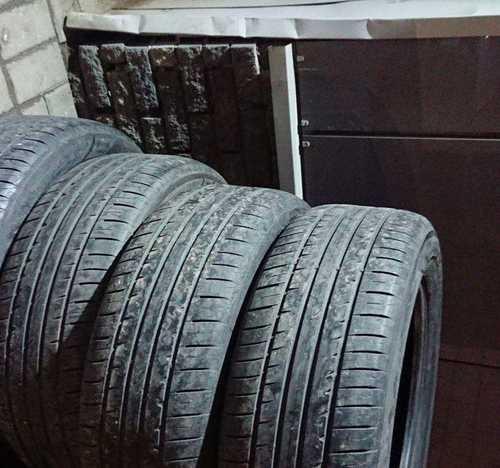 Kumho Solus KL21 215/65 R16