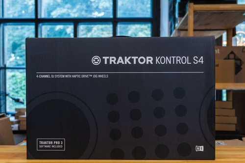 Native Instruments traktor kontrol S4 mk3