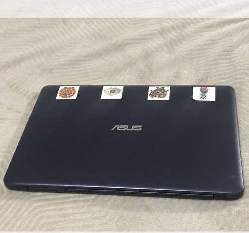15.6" ASUS VivoBook A543U, Pentium, RAM 4 ГБ, 256 ГБ, Intel HD Graphics 610