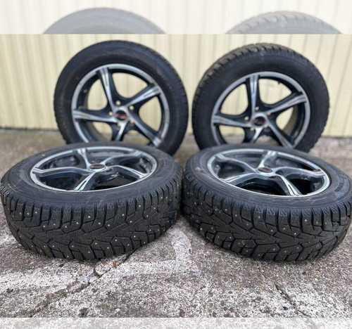 Yokohama IceGuard Stud IG65 205/55 R16 94T