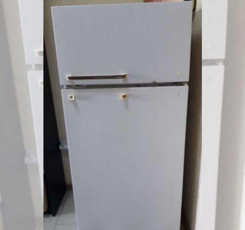 Холодильник Юрюзань-207 б/у