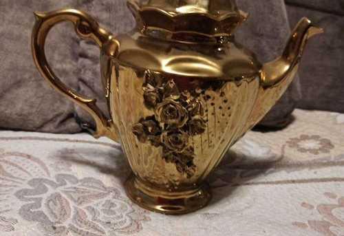Заварочный фарфоровый чайник прошлого века