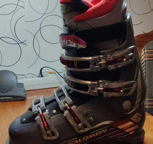 Горнолыжные ботинки salomon 26