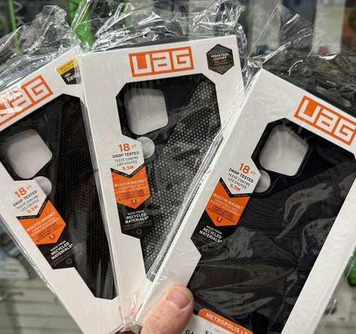 Чехол UAG на Samsung S25 metropolis