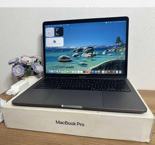 Apple MacBook Pro 13, M1 (8/256) TouchBar 2020