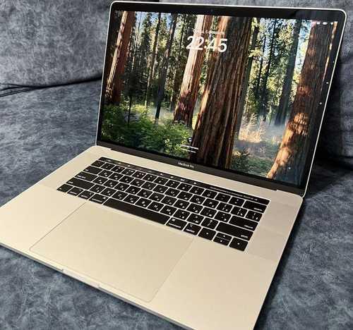 Apple macbook pro 15 2019