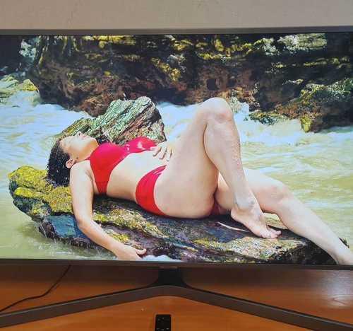 Телевизор Samsung 55 дюймов, SMART TV, Wi-Fi, 4K