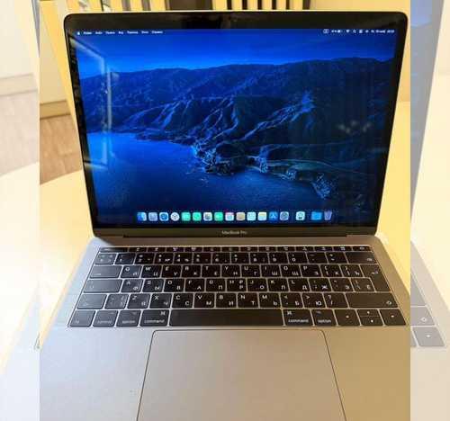 MacBook Pro 13 (2017), 128 ГБ, Core i5, 2.3 ГГц, RAM 8 ГБ, Intel Iris Plus Graphics 640