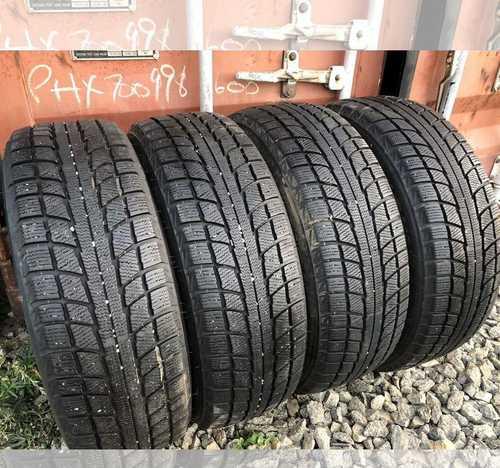 Triangle TR777 215/60 R17 96H