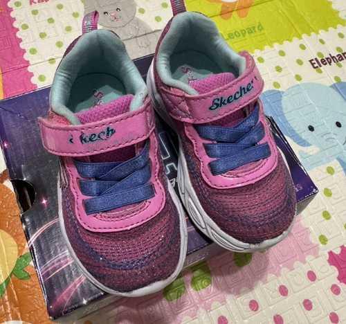 Кроссовки skechers eur 22, us 6
