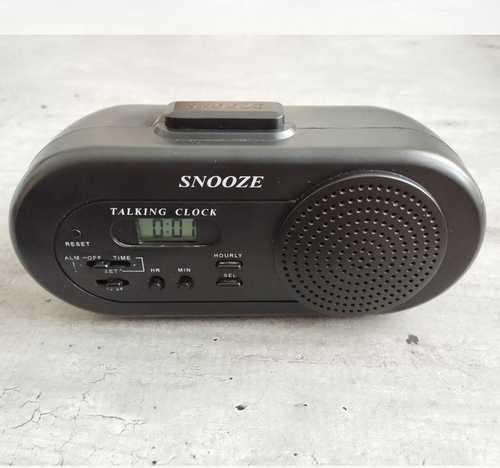 Часы электронные настольные Snooze Talking Clock