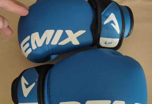 Боксерские перчатки Demix 4oz