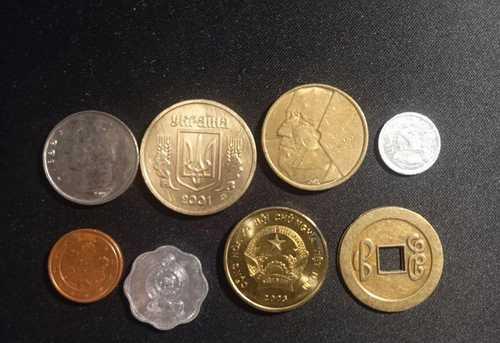 8 зарубежных и редких коолекционных монет