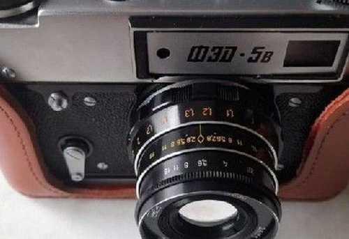 Плёночный фотоаппарат фэд 5В