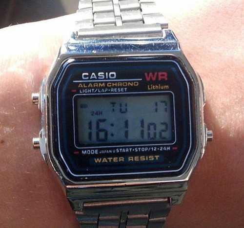 Мужские наручные часы casio