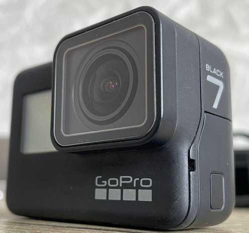 Go pro Hero 7 Black   хороший комплект