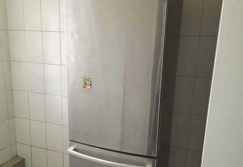 Холодильник Haier AFD634CX